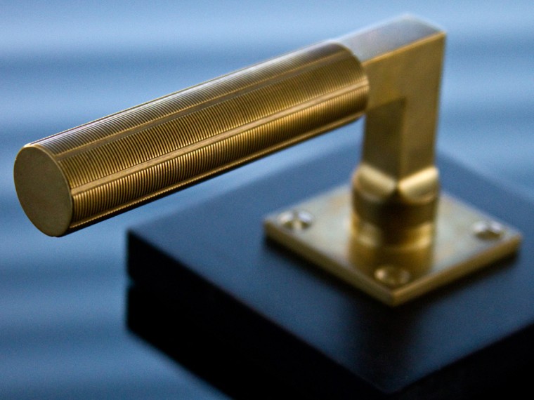 The Nanz Company – Beautiful hardware manufactured to please.